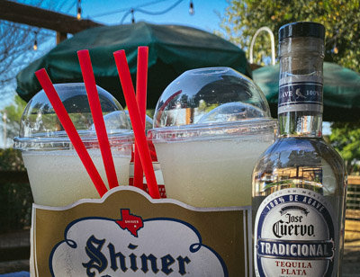 Alcohol To Go - Willie's Grill and Ice House