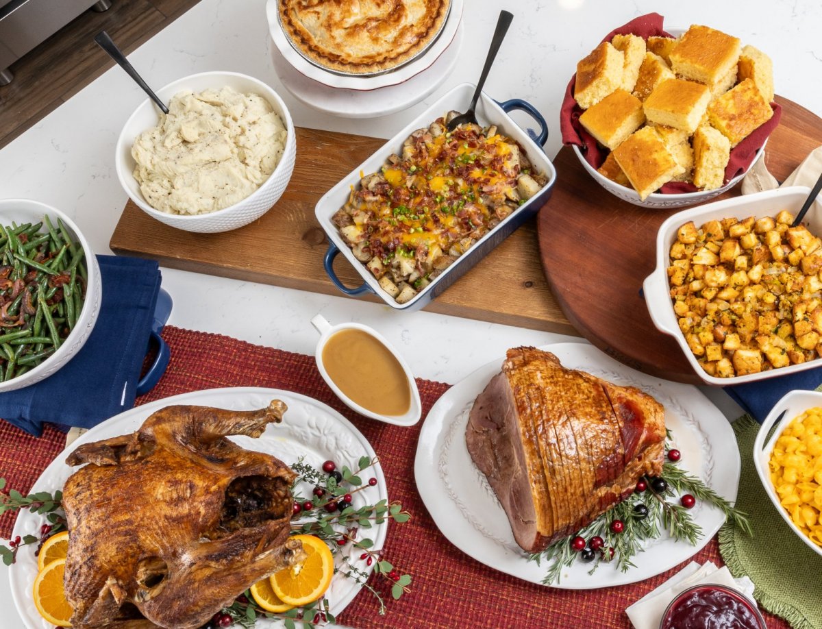 Holiday Feast - Willie's Grill & Ice House